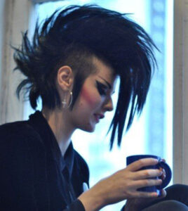 40 Kick-Ass Mohawk Hairstyles For Women To Try Out This Year