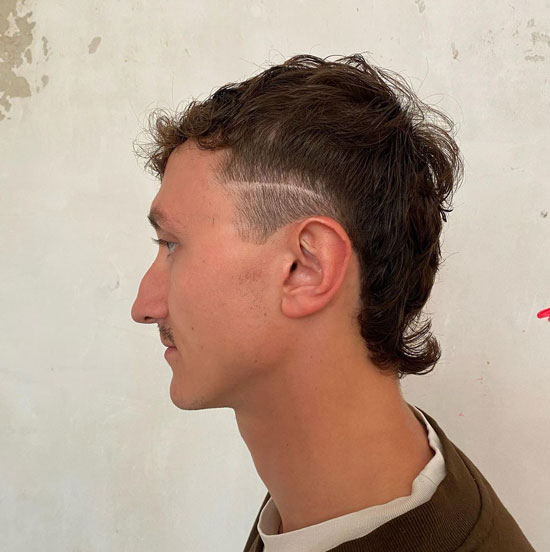 Short Mullet: Uplift Your Look with 30 Attractive Styles