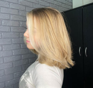 Textured Hair vs. Layered Hair: Polar Opposites In The Same Mix